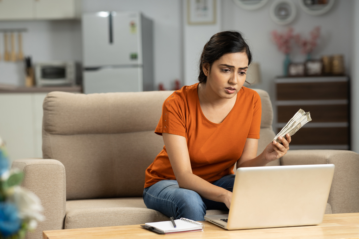 Cash: A Lifeline for Domestic Violence Survivors – Cash Essentials